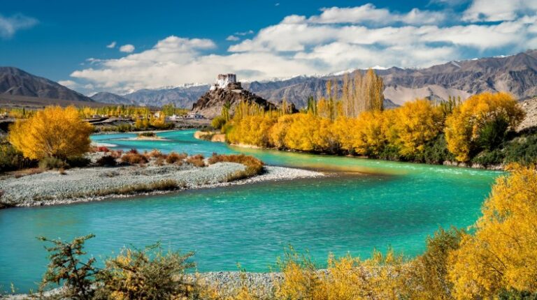 6 Offbeat Places to Visit in Ladakh - ChaloGhumane.com