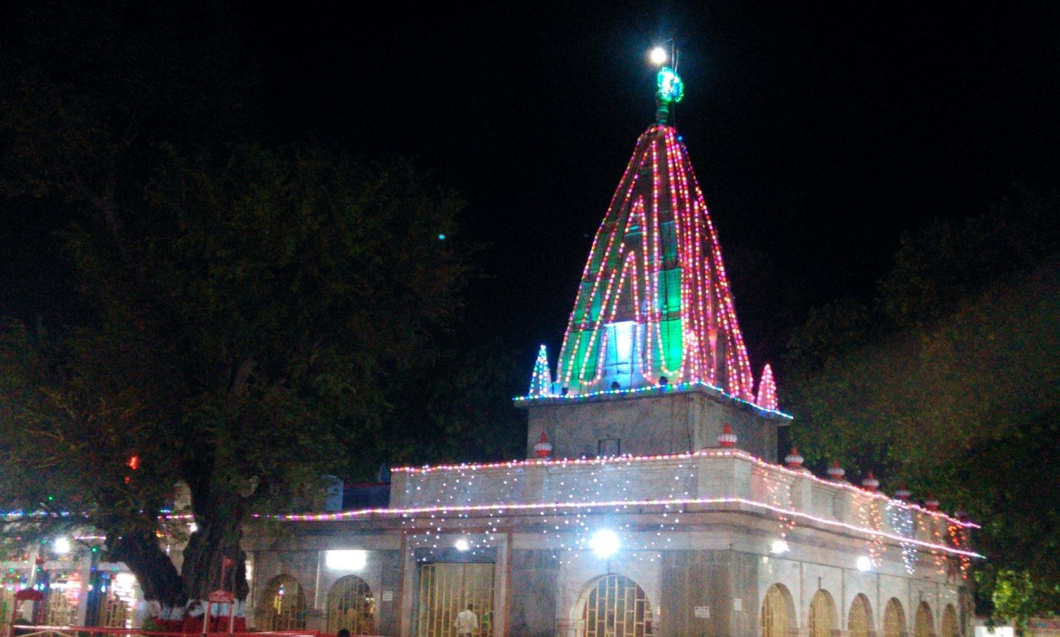 Devi Patan Temple, Tulsipur - ChaloGhumane.com