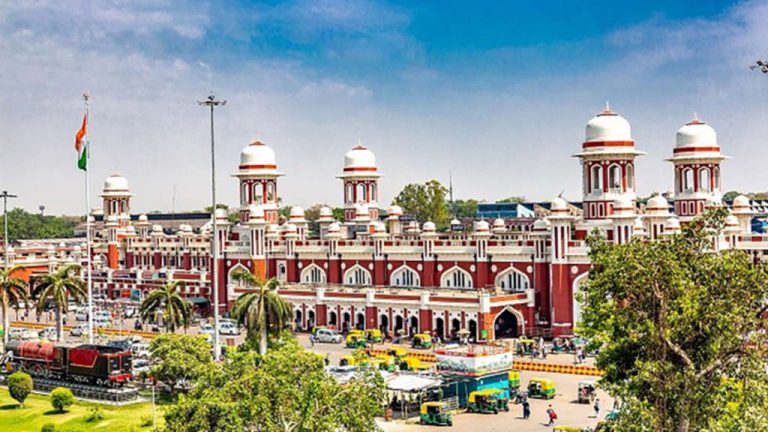 9 Best Places to Visit in Lucknow - ChaloGhumane.com