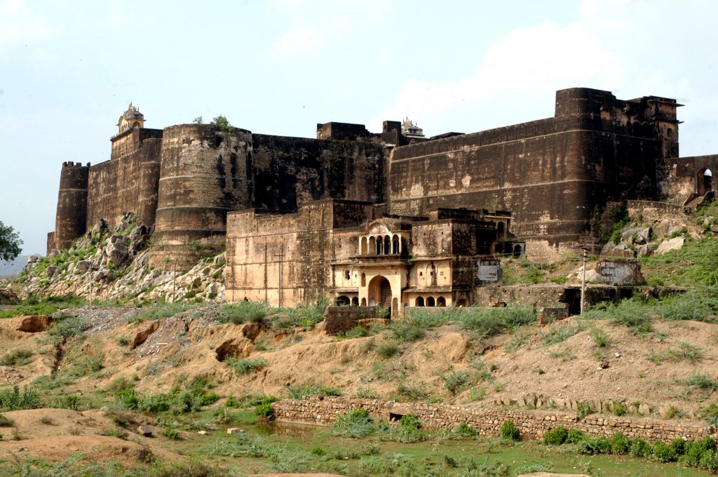 9 Beautiful Places to Visit in Rajgarh - ChaloGhumane.com