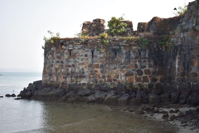 3 Best Tourist Places in Sindhudurg - ChaloGhumane.com
